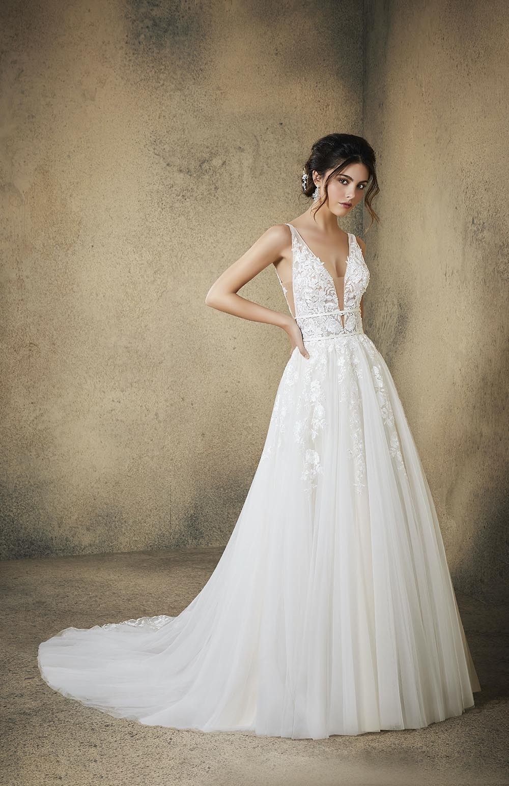 Vestidos de novia 5763W - MORILEE | Tiendas Sedka Novias
